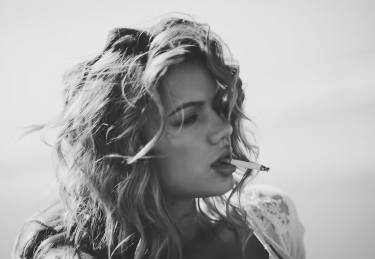 Shades of Gray: Musical Monday with Daisy Gray and Chris Isaak