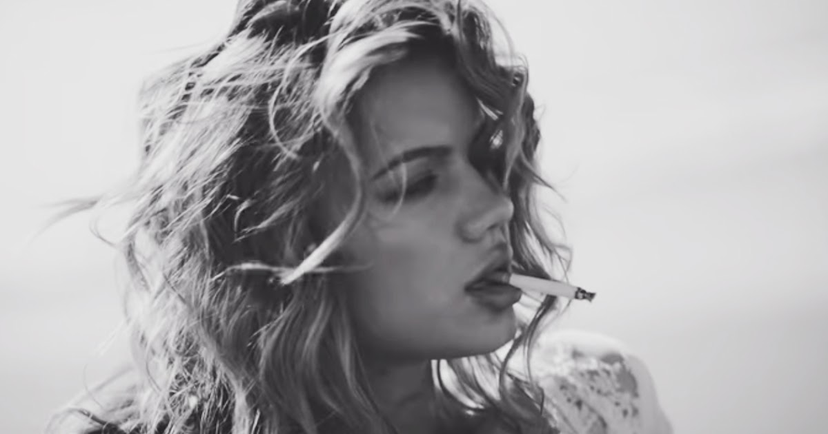 Shades of Gray: Musical Monday with Daisy Gray and Chris Isaak