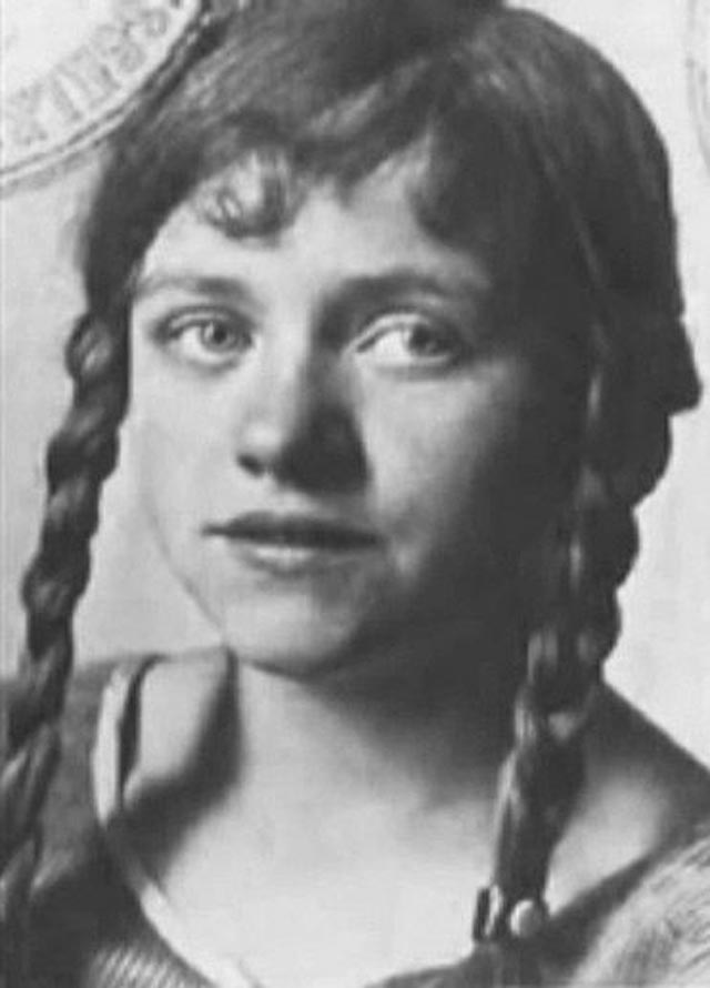 World War II in Pictures: Hanna Reitsch, Unrepentant Luftwaffe Daredevil