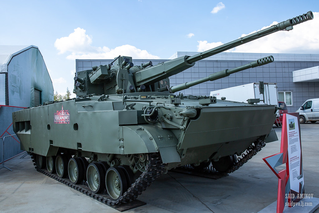 The Dead District: Russian armoured vehicles and MBTs at the Army-2020 forum