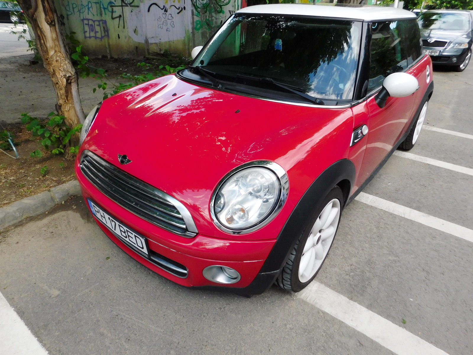 LA MULTI ANI, ROMANIA!: Mini Cooper