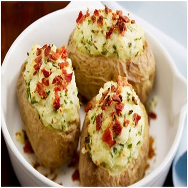 Βεροιώτης: Ψήνουμε μυρωδάτες γεμιστές πατάτες!