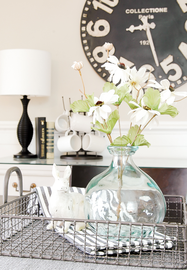 Simple Spring Decorating with Dollar Tree Flowers | Little House of ...
