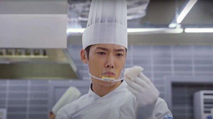 Mr Queen : Kocaknya Koki Pria yang Terjebak dalam Tubuh Ratu Joseon ...