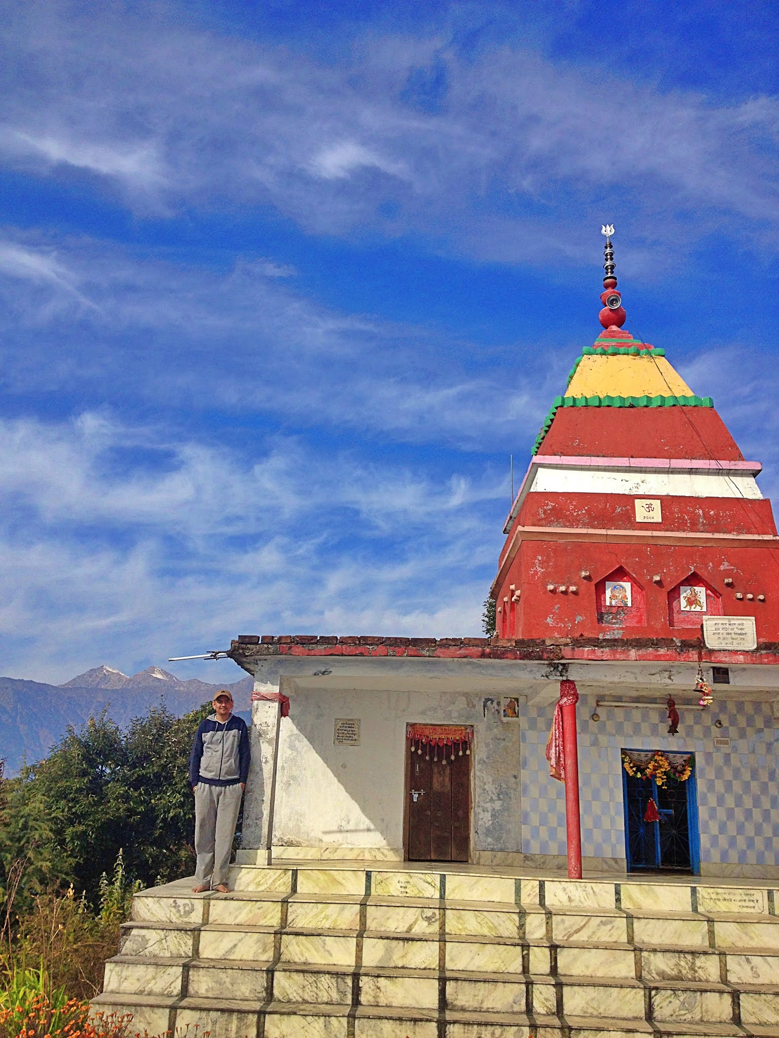 Tracking to Maa Bharmani Temple situated on the Hilltop (Sansal, Baijnath)