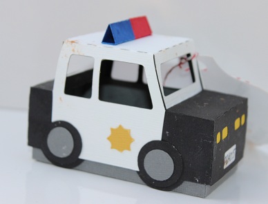 Kutz, Paper, Scissors: Police Party!