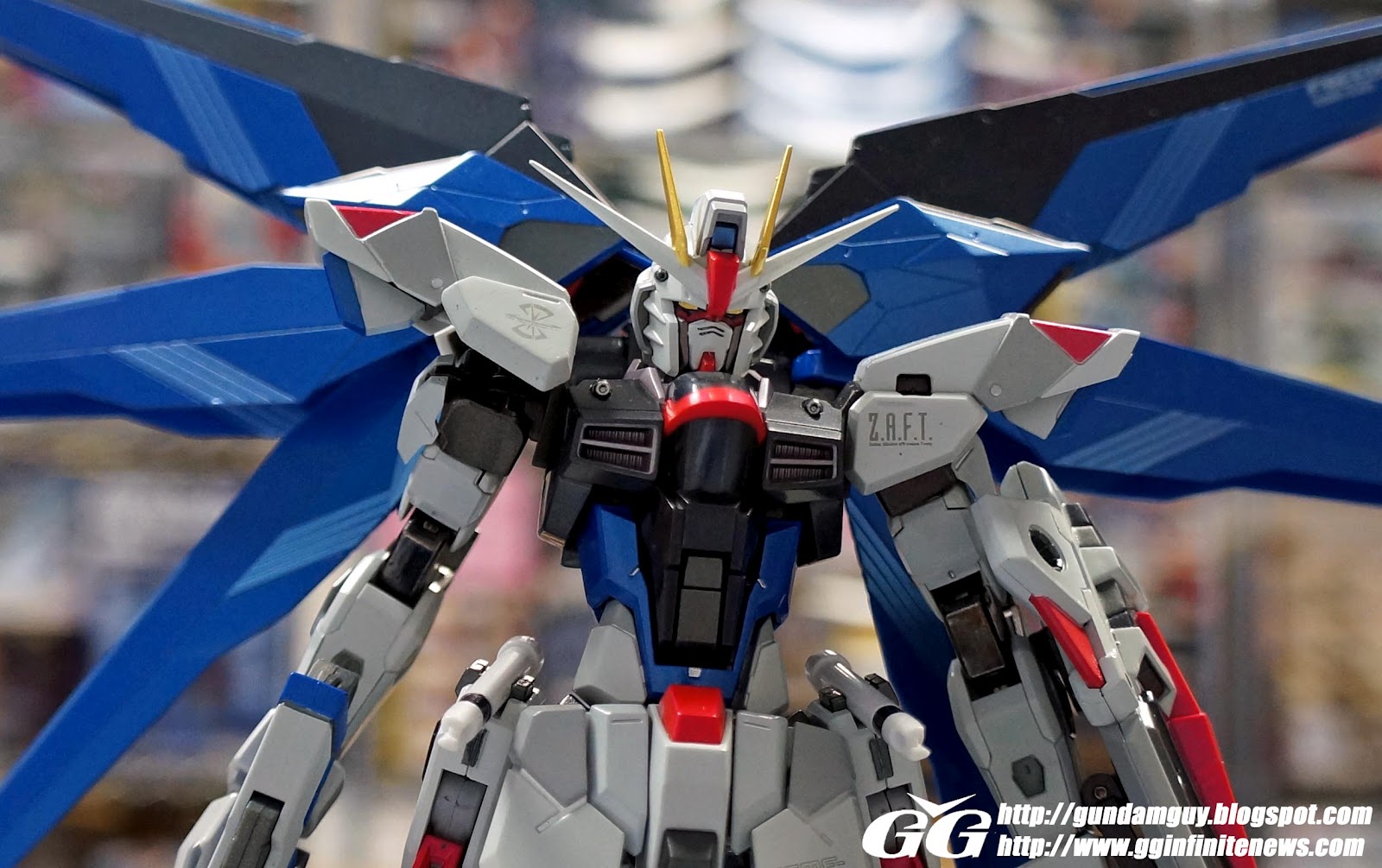 GUNDAM GUY: Metal Build 1/100 Freedom Gundam, 00 Gundam Seven Sword & 0 ...