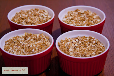 What's Mummy Up To ...: Recipe - Family Favourite Apple Crumble