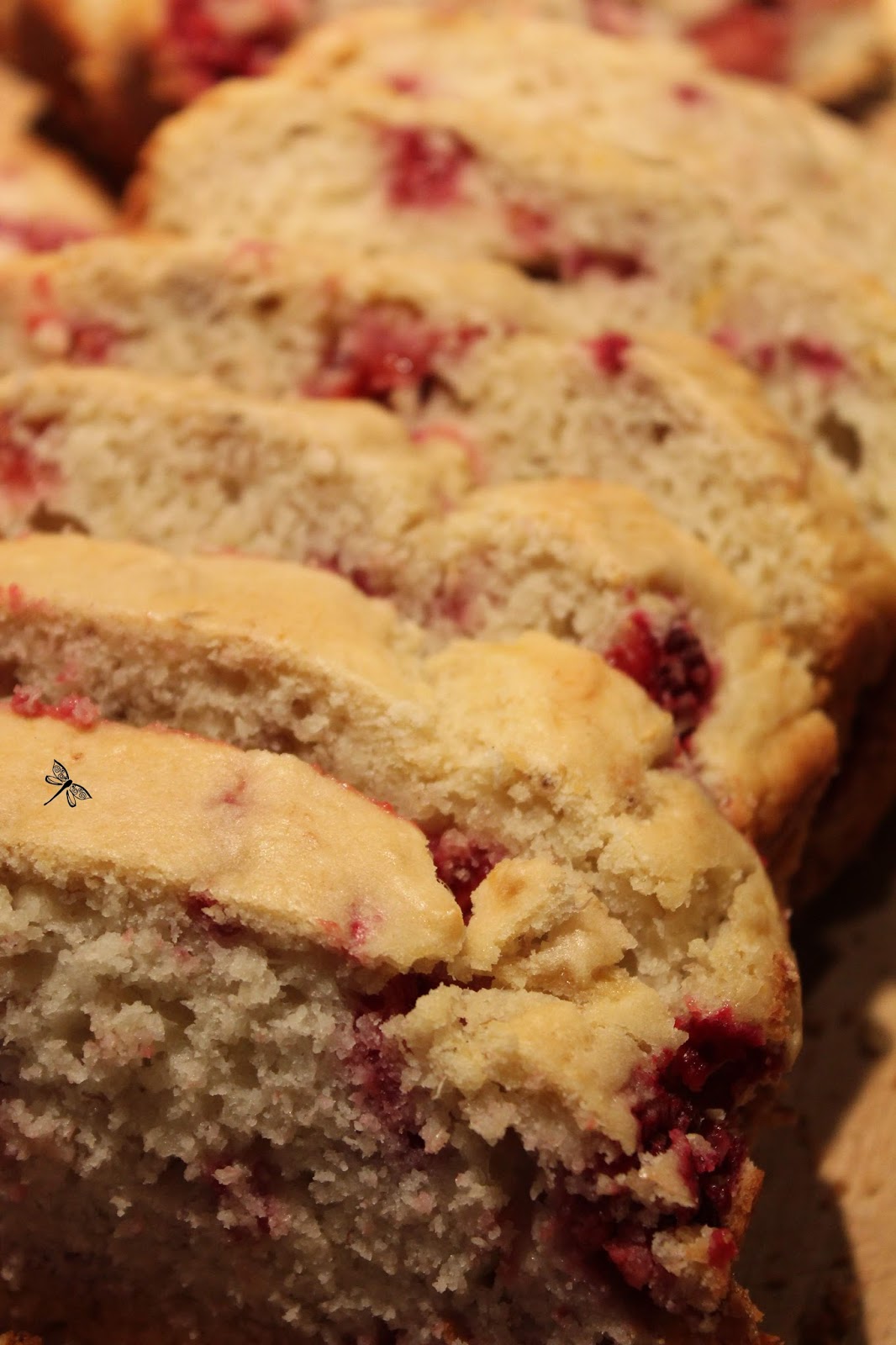 Libellule et ses spatules: Pain orange et framboises