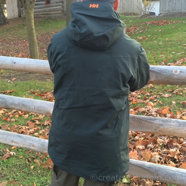 Create With Mom: Helly Hansen Men's Juniper Sports Winter Jacket