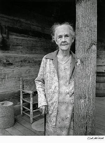 a heart full of ETERNITY: The Pros & Cons of Social Media