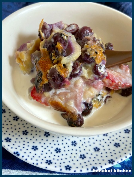 Kahakai Kitchen: A Mixed Berry Clafoutis to Welcome Julia Child to IHCC