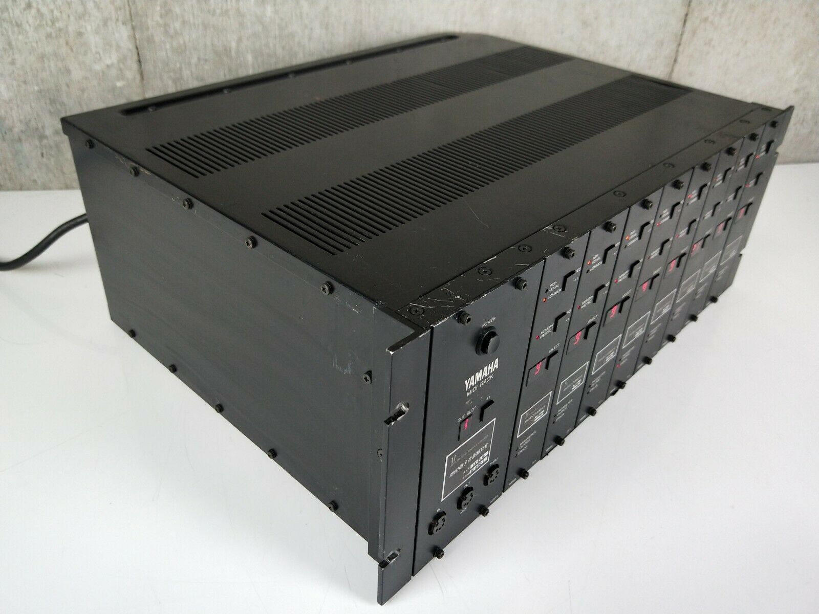 MATRIXSYNTH: YAMAHA TX816 MIDI Rack Synthesizer SN 3845