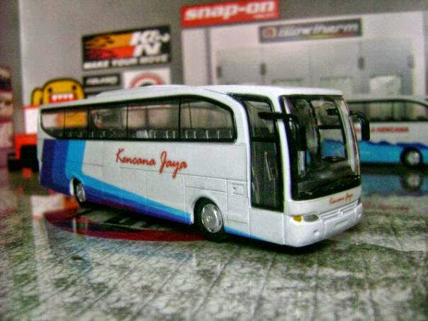 Foto Kenangan Bus Bumel Tempo Dulu Di Sekitaran Pulau Jawa