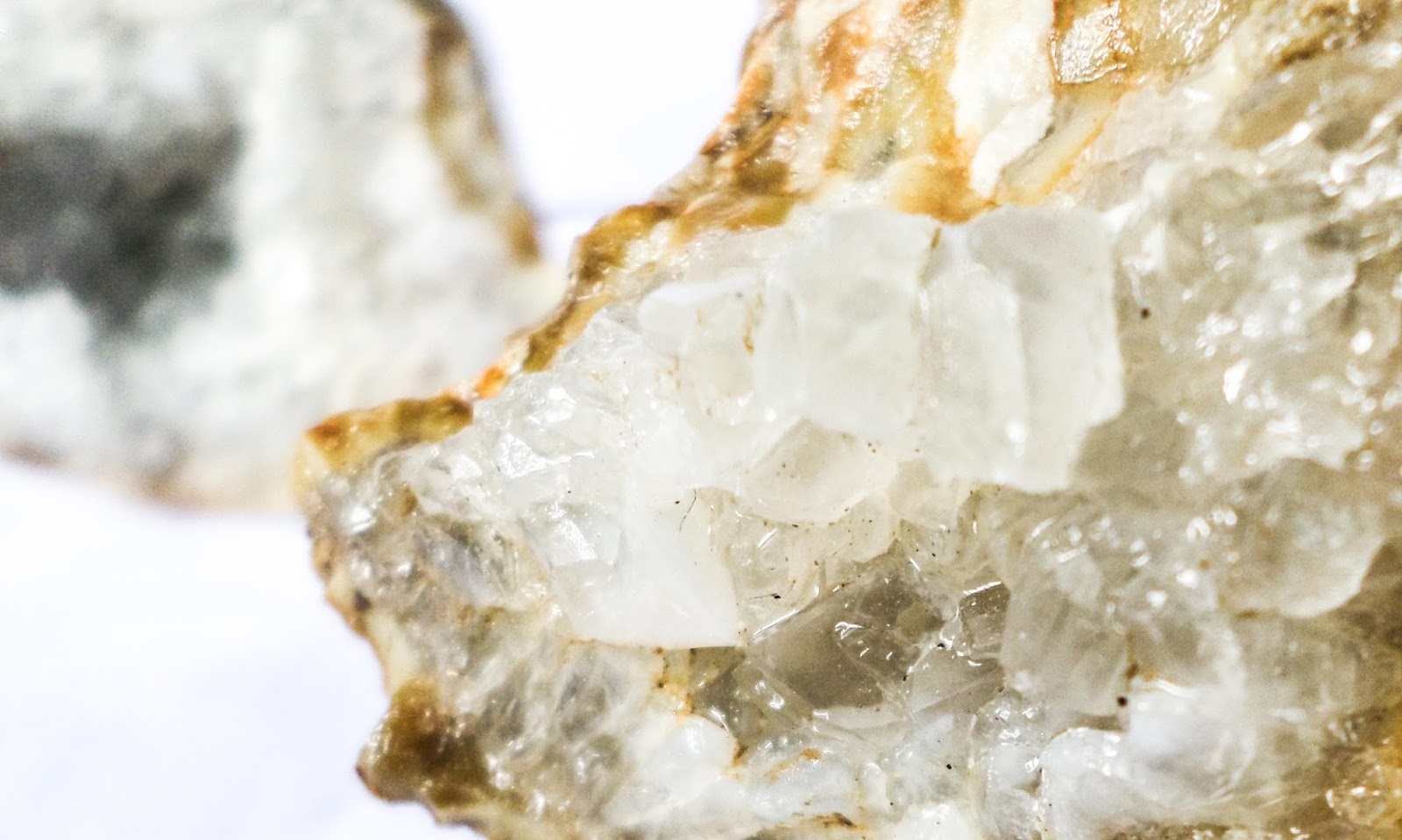 ROUGH KRISTAL KUARSA