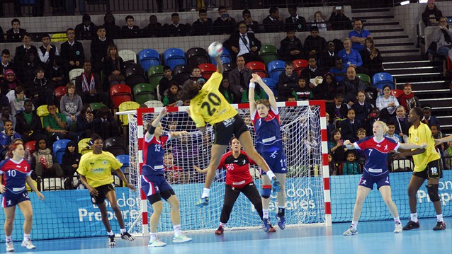 Family by the Seine: Playing Handball