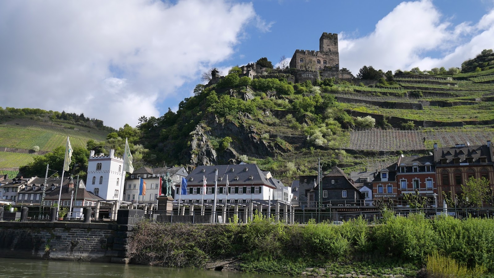 LA DOULCET VITA: Le Rhin romantique