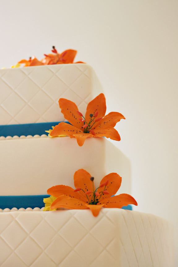 Spring tiger lily cake