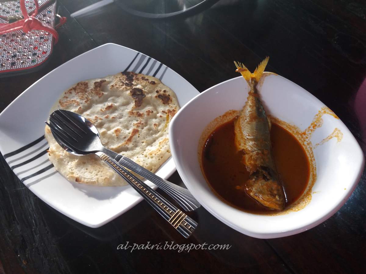 orangbukit: Sarapan Pagi di tepi Bendang