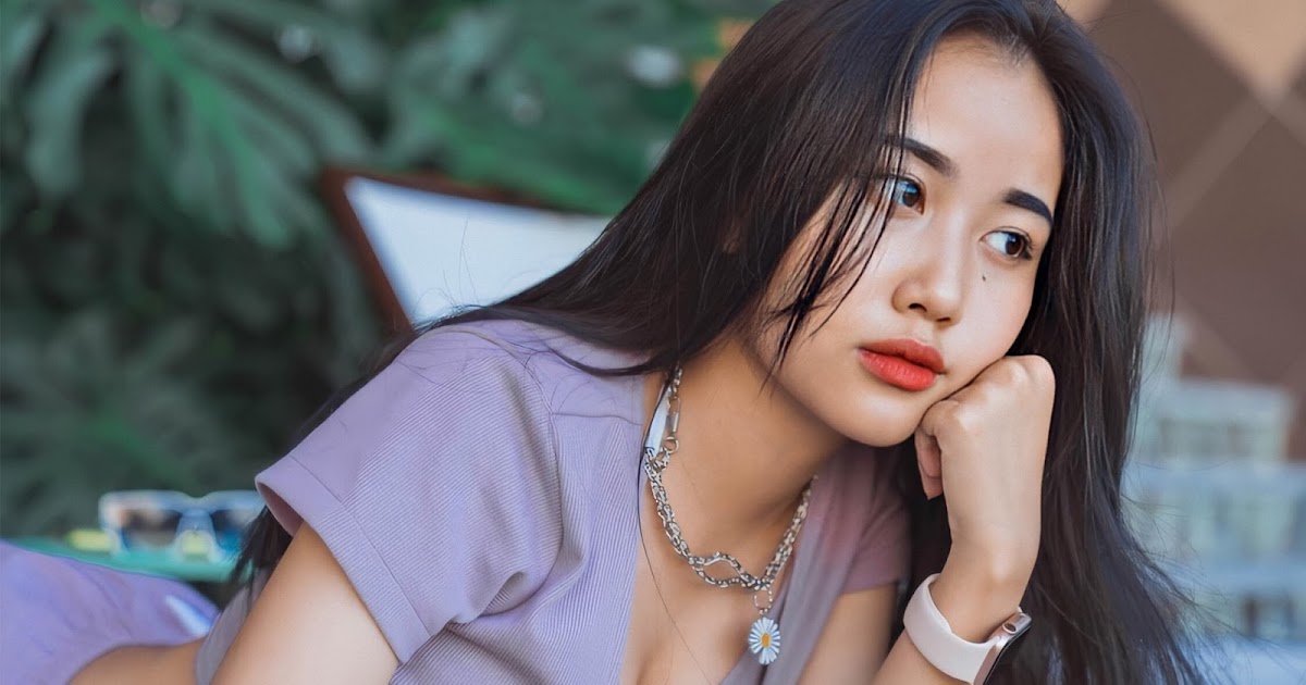 Vẻ đẹp gợi cảm, quyến rũ của nữ sinh 10x Đắk Lắk - Trần Gia Thùy