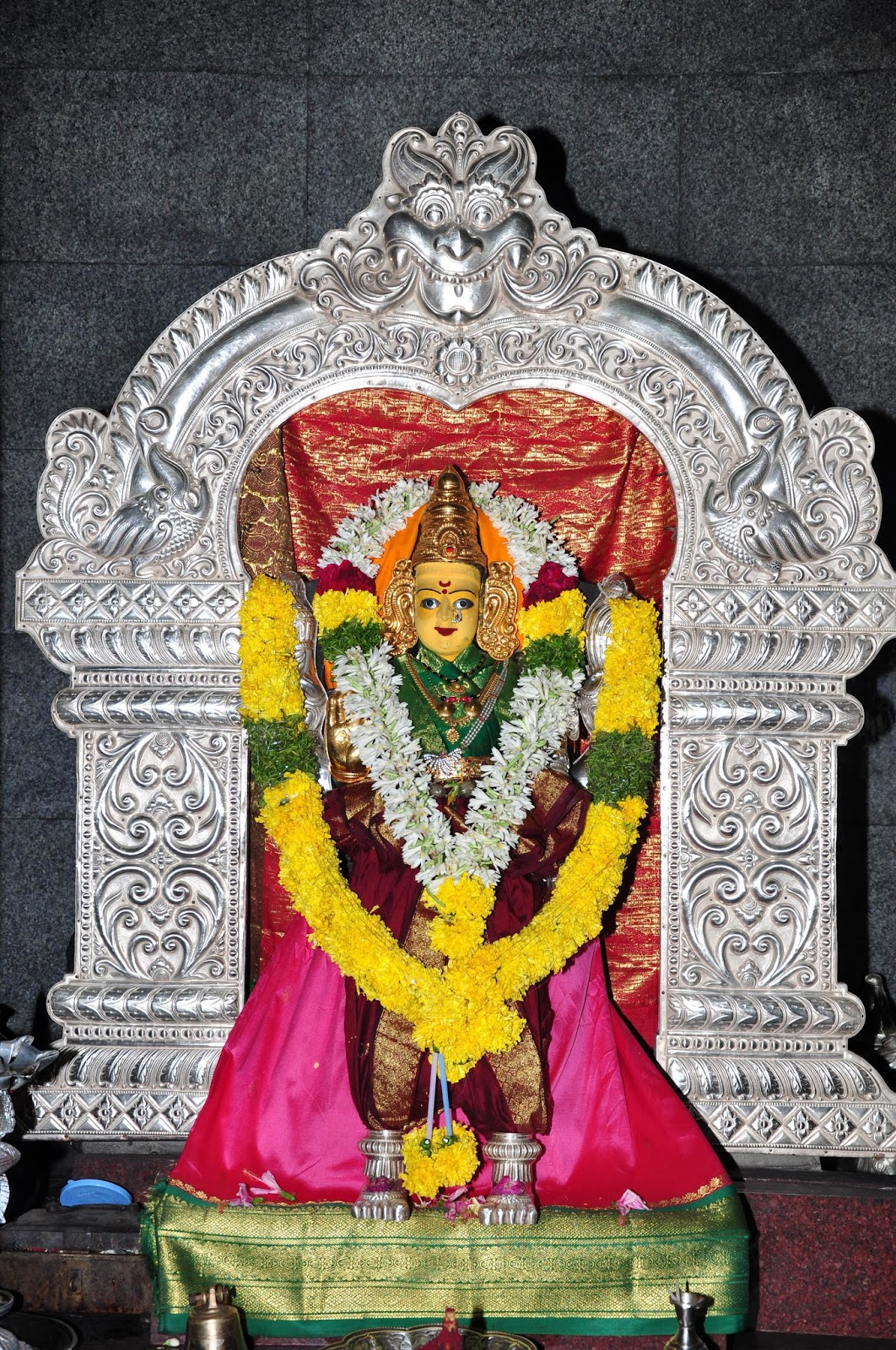 Sri Ksheera Ramalingeswara Temple, Palakol (W.G.Dt) ~ Vedic Temples
