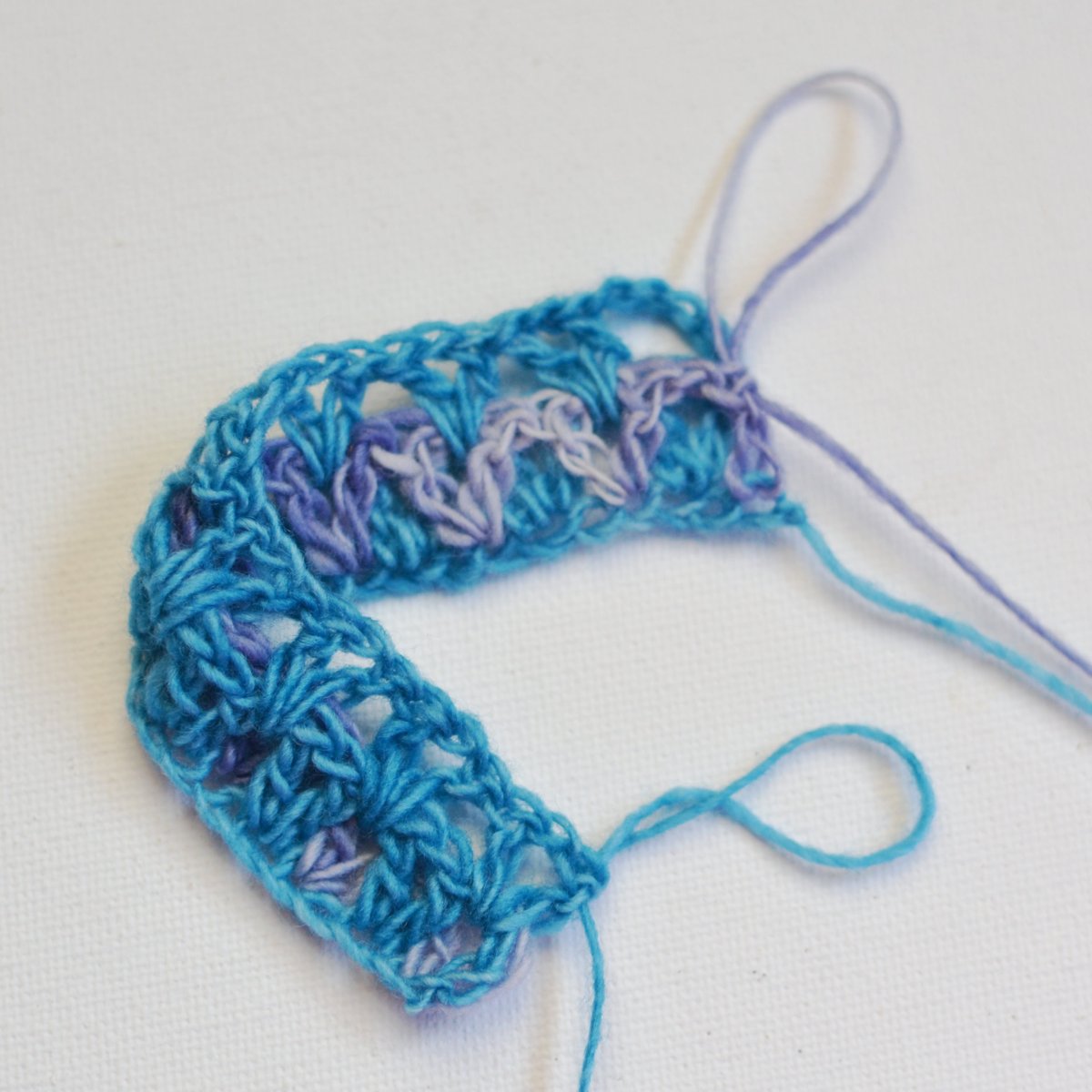 Dotty Cowl: Free Pattern And Tutorial