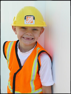 ourhomecreations: DIY Construction Vest