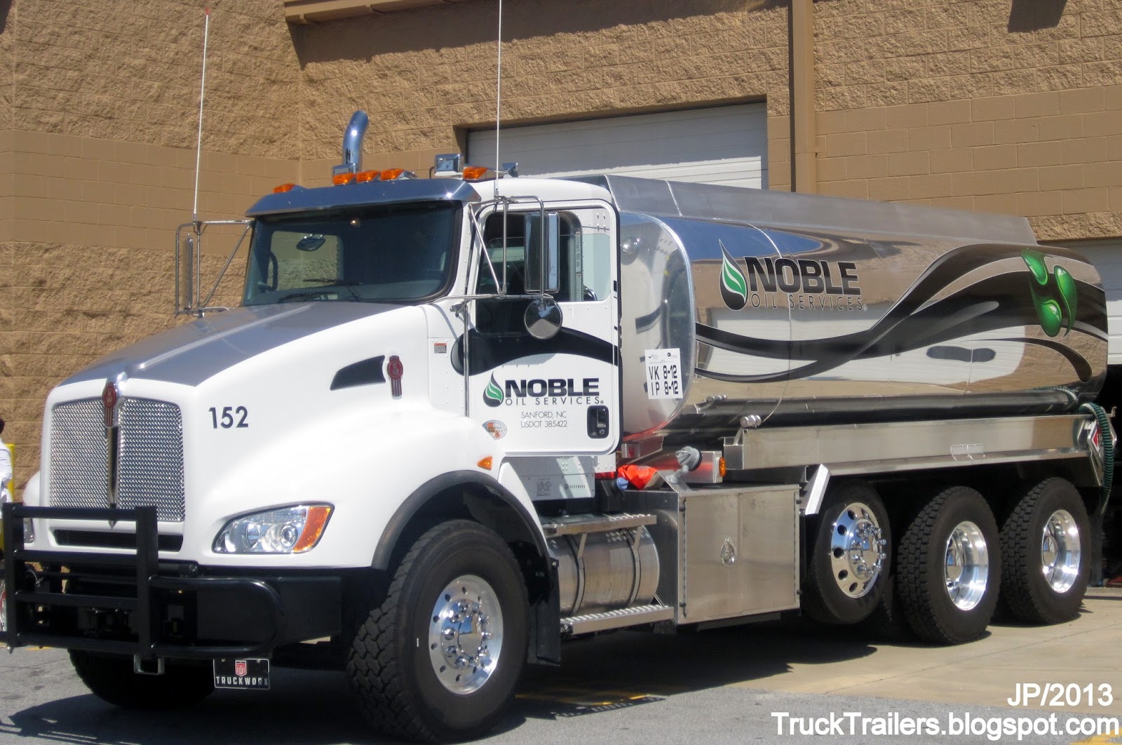 TRUCK TRAILER Transport Express Freight Logistic Diesel Mack Peterbilt ...