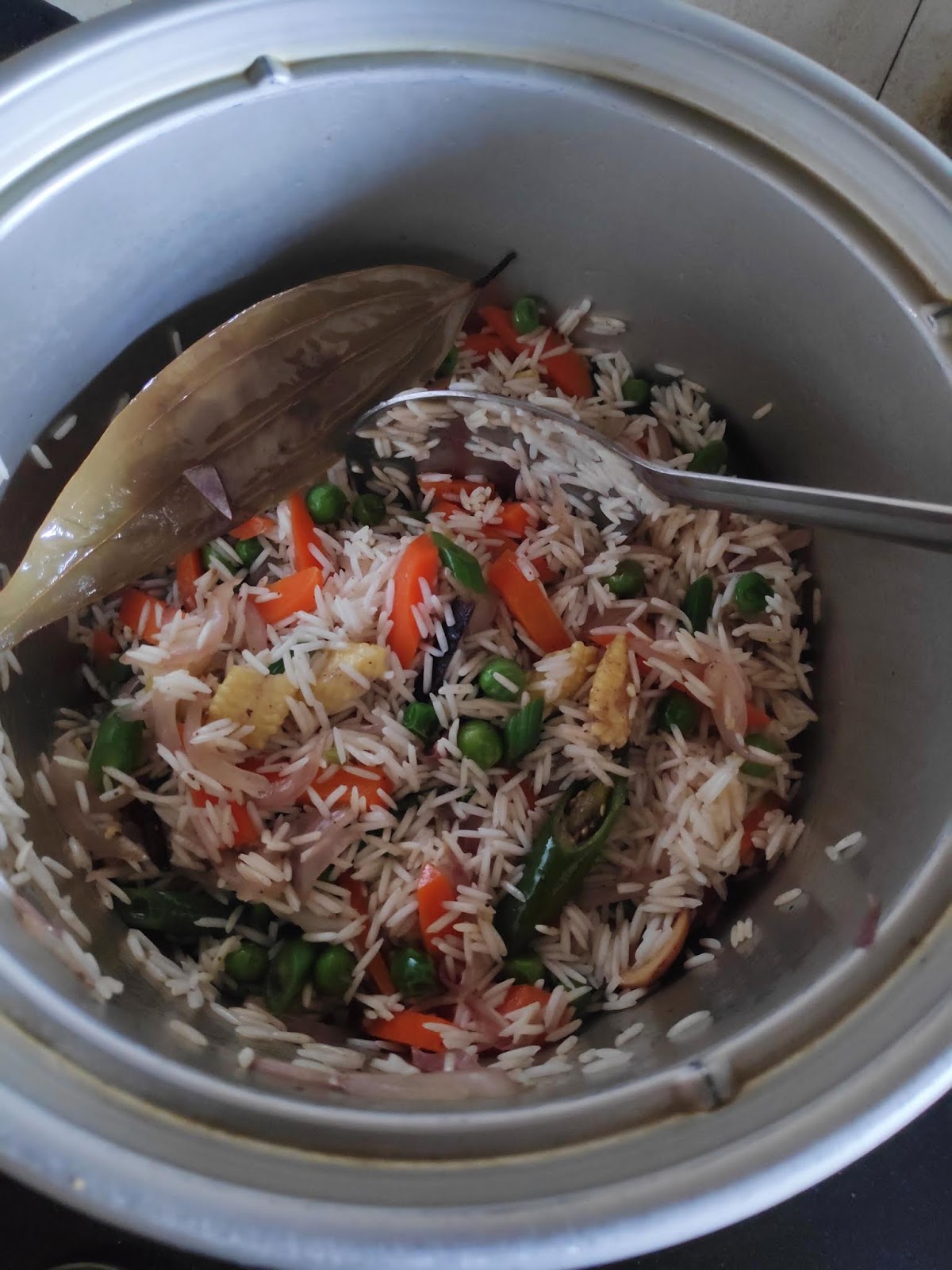 Easycooking: Rice Cooker Vegetable Pulao