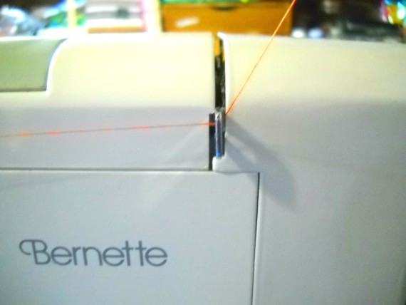 Curlicue Creations: Tutorial: How to Thread a Bernina Bernette 705 ...