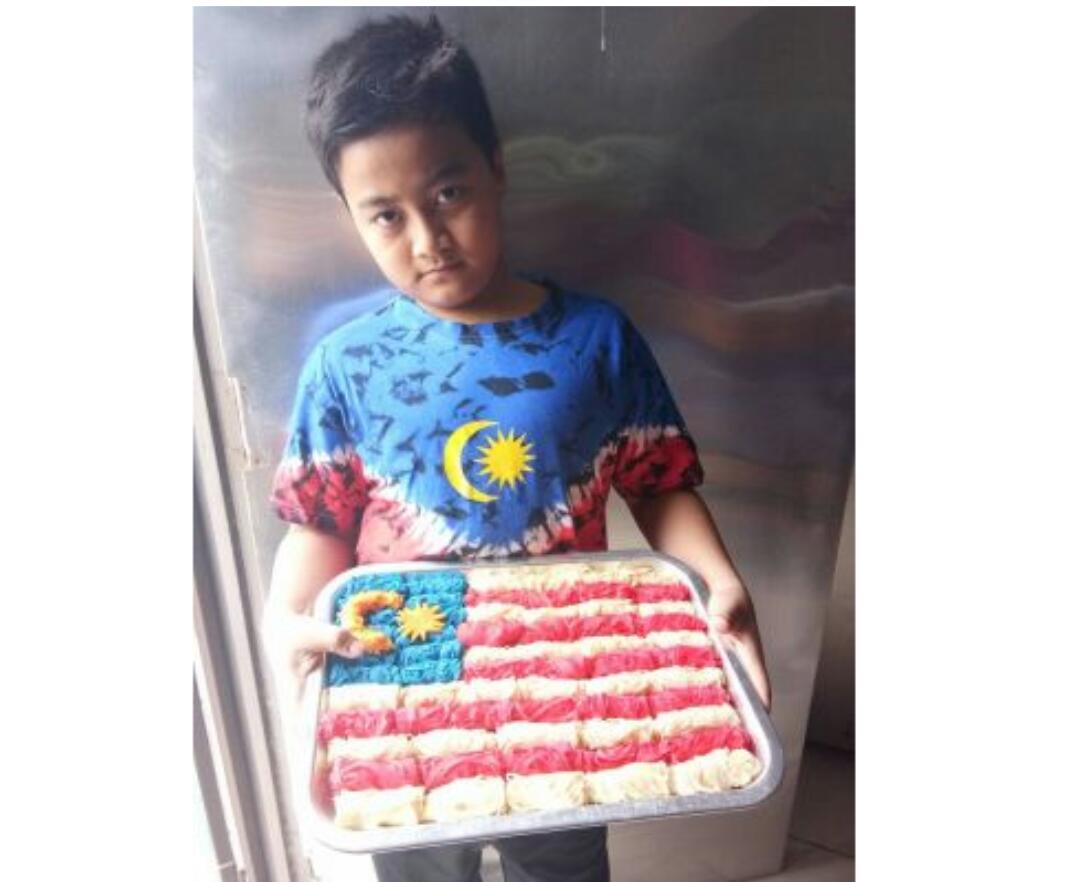 Roti Jala Jalur Gemilang Sempena Hari Kebangsaan