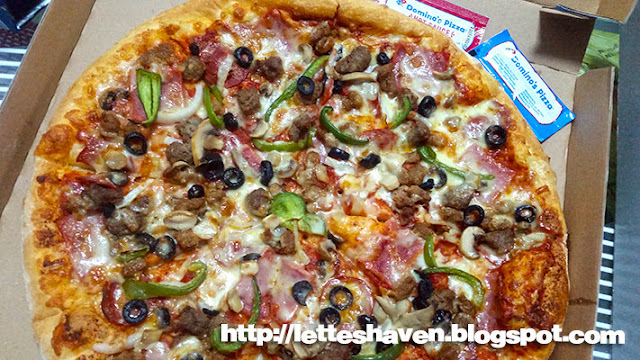 Lette's Haven: Domino's Pizza Two Pizza Deal