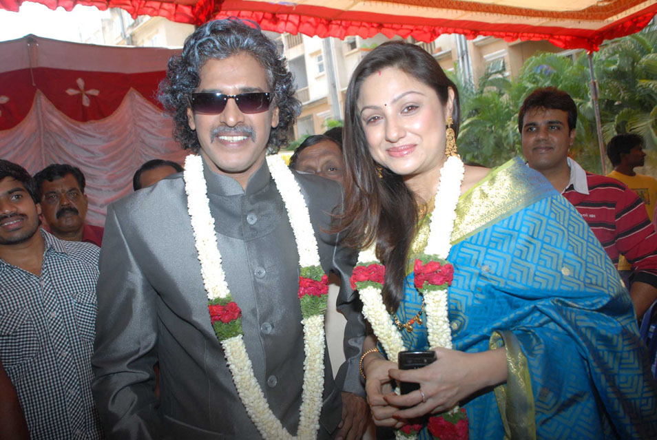 Photo Galleri: UPENDRA’S ‘GOD FATHER’ MUHURATHA