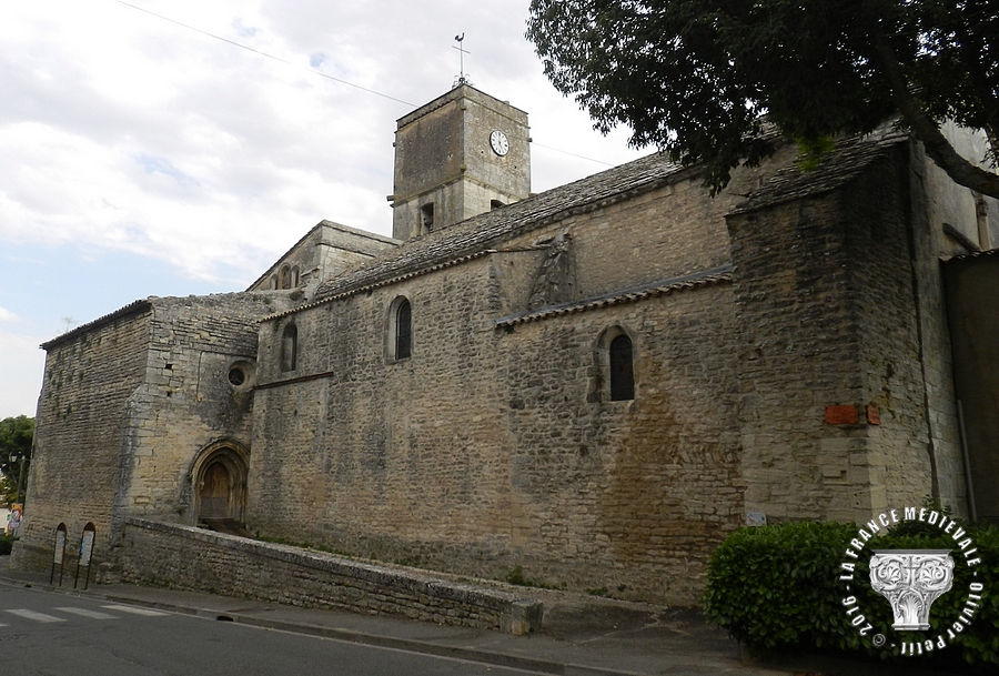 LA FRANCE MEDIEVALE: GOULT (84) - Eglise Saint-Sébastien (XIIe-XVe siècle)