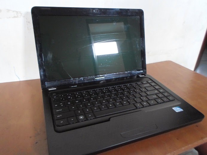 JASMINE COMPUTER: COMPAQ CQ42