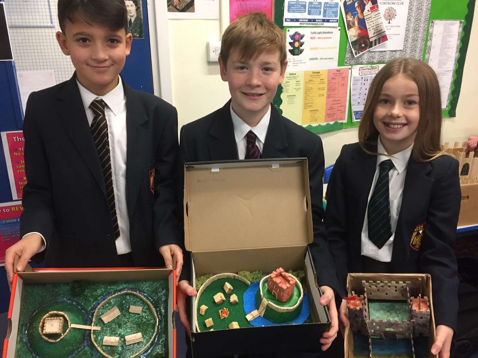 Mrs Connor loves History: Year 7 castle building