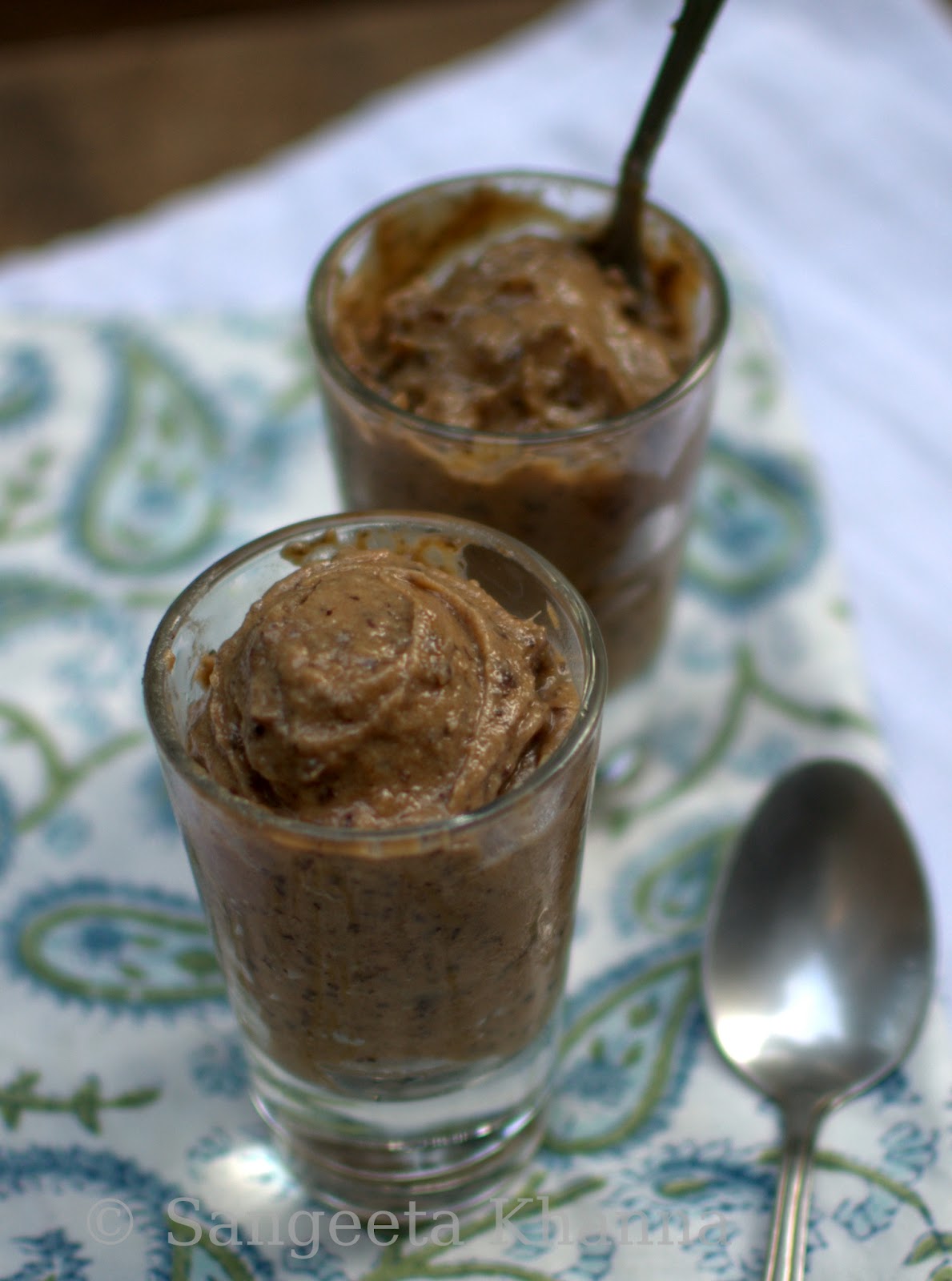 date and walnut gelato...or call it ice cream...