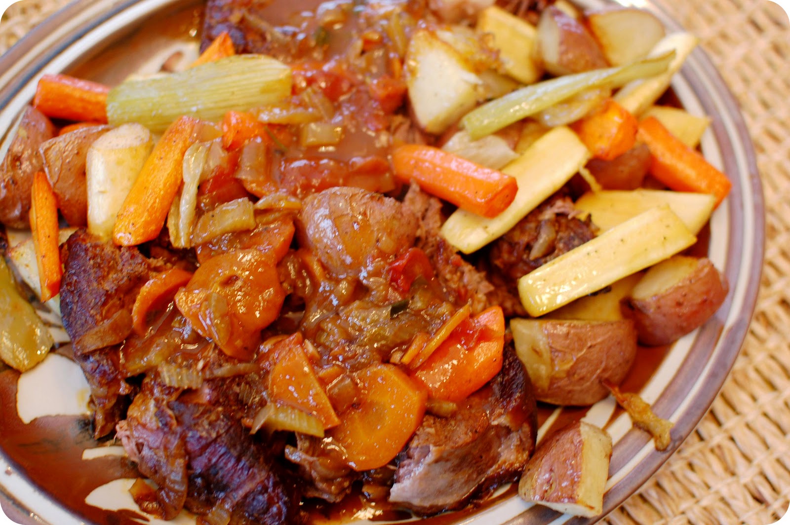 33 Shades of Green: Tasty Tuesdays...Pot Roast with Roasted Vegetables