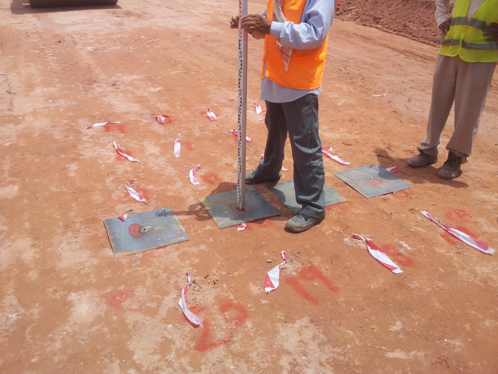 Construction Materials Testing Laboratory: Rock fill Settlement Test