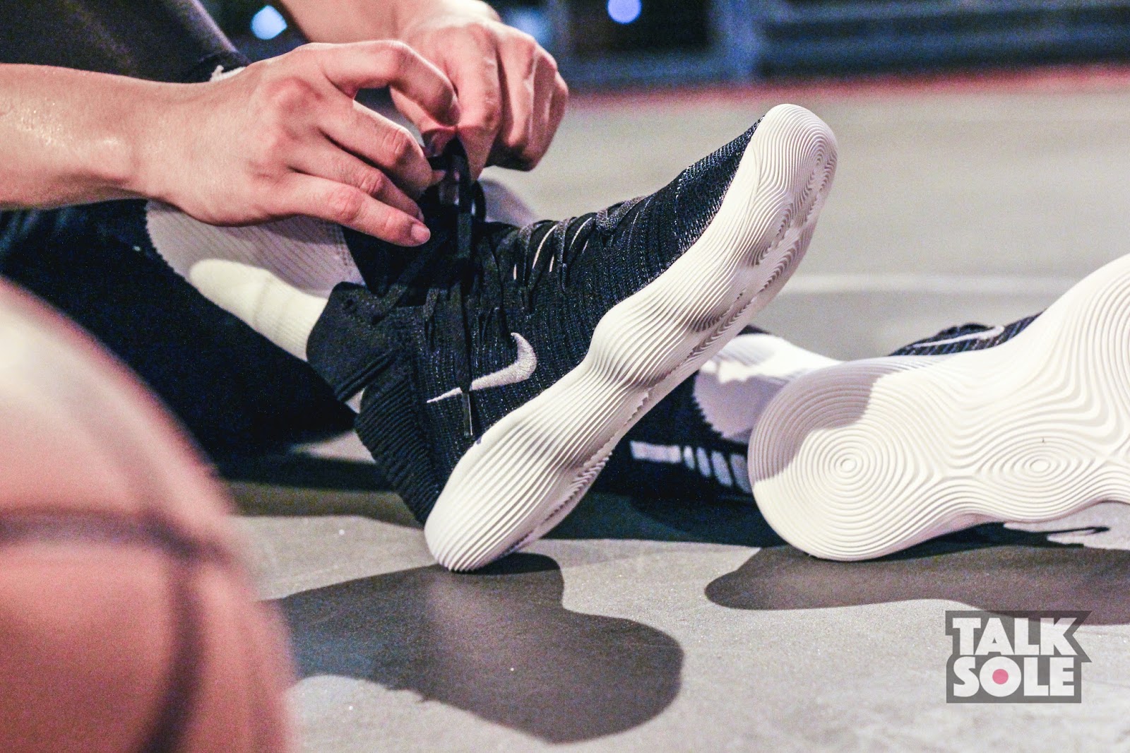 TalkSole: [Sole 師傅鞋評] 全方位的實戰鞋 - HYPERDUNK 2017 FLYKNIT EP