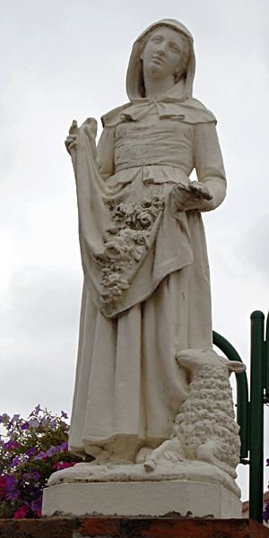 Statues de Ste Germaine de Pibrac: Représentations de Sainte Germaine ...