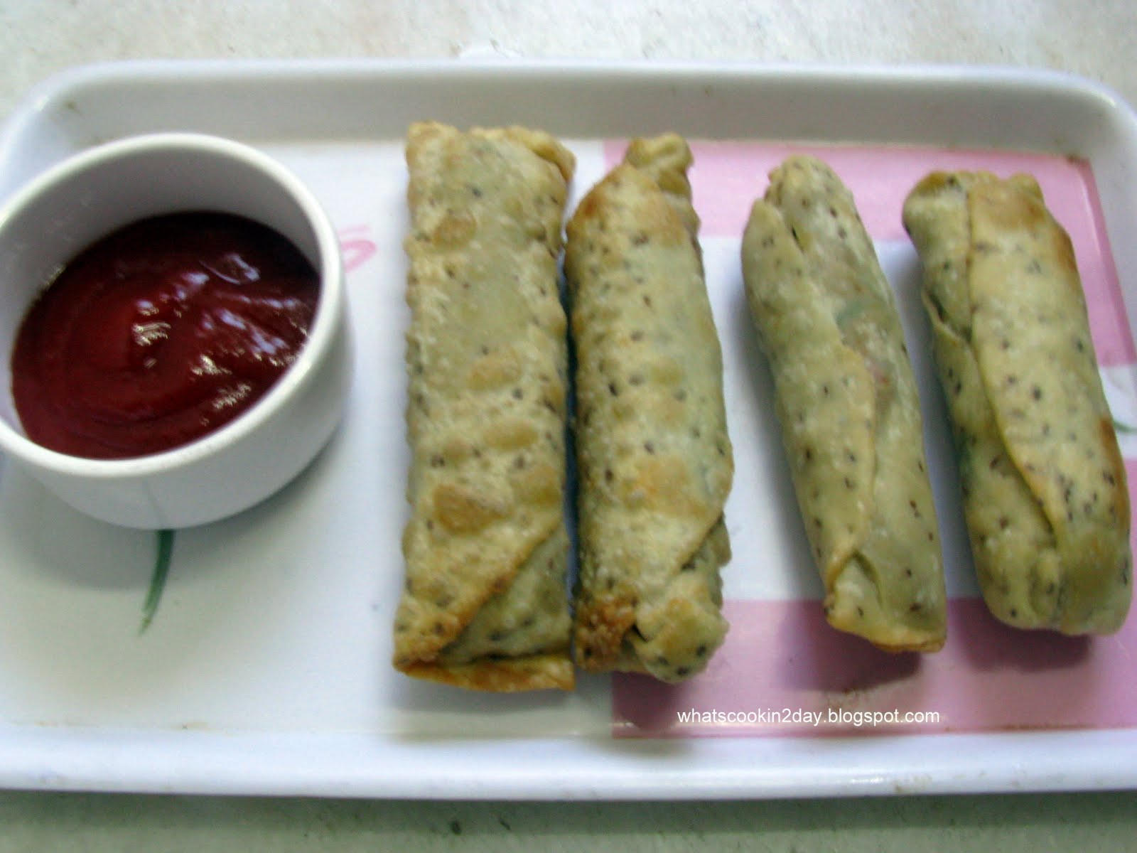PAVITRA'S KITCHEN: Veg Paneer Cigar Rolls