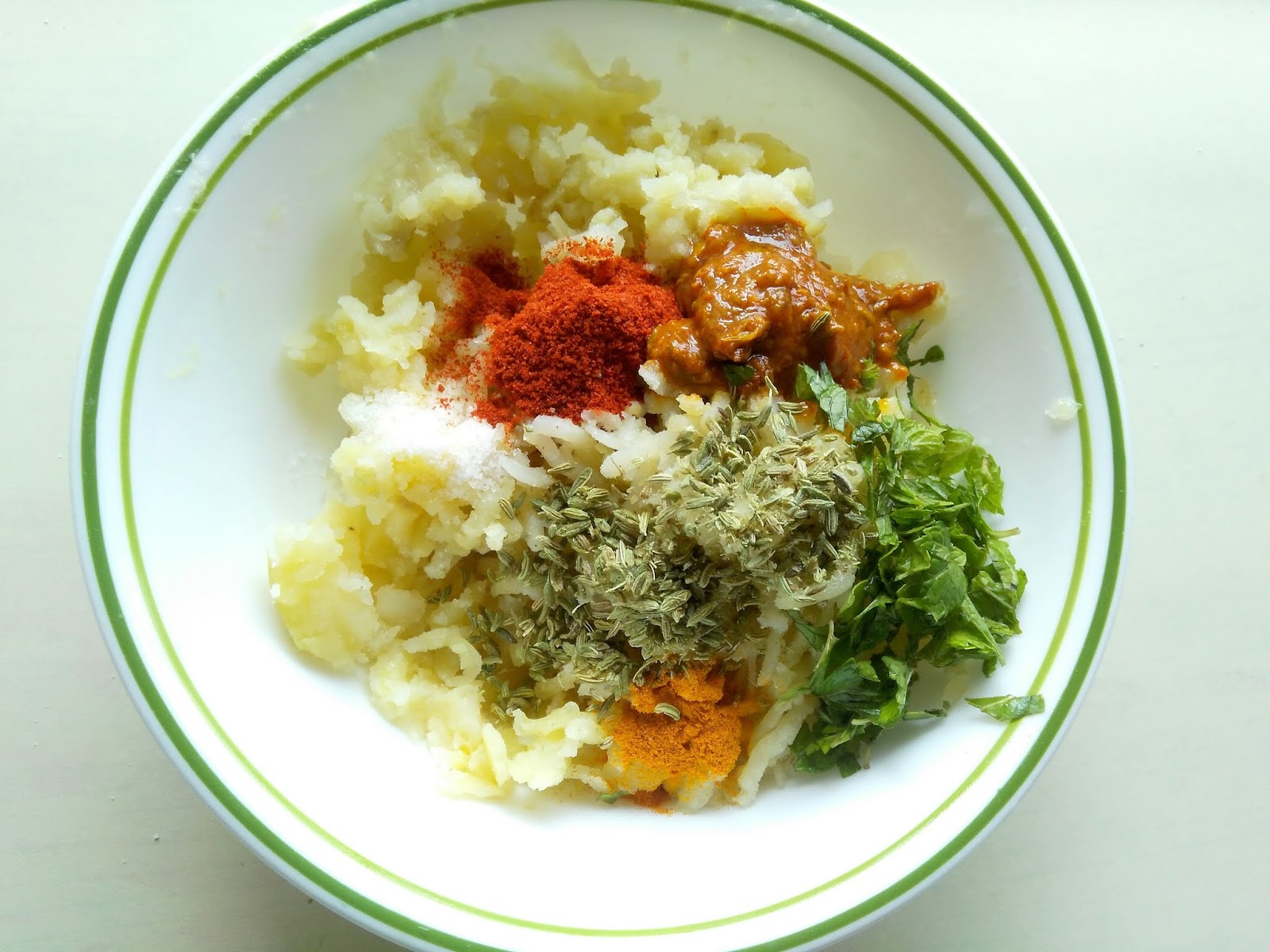 Annapurna: Achari Aloo Paratha