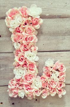 Güllərdən Hərflər