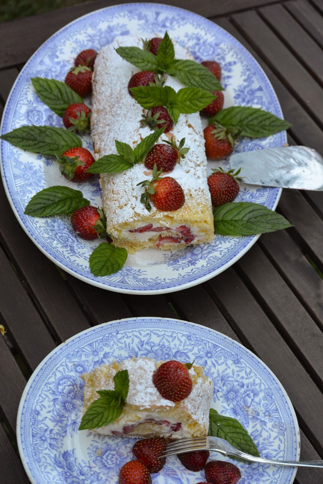 Celebration Treats 4U Kookos mansikkak retorttu gluteeniton 