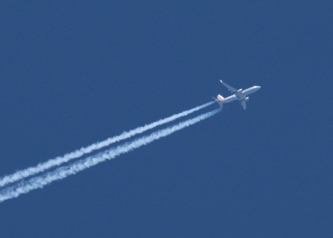 Michigan Exposures: Some Long Distance Plane Watching