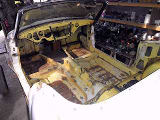 Restauration Spitfire MK4: Séparation châssis