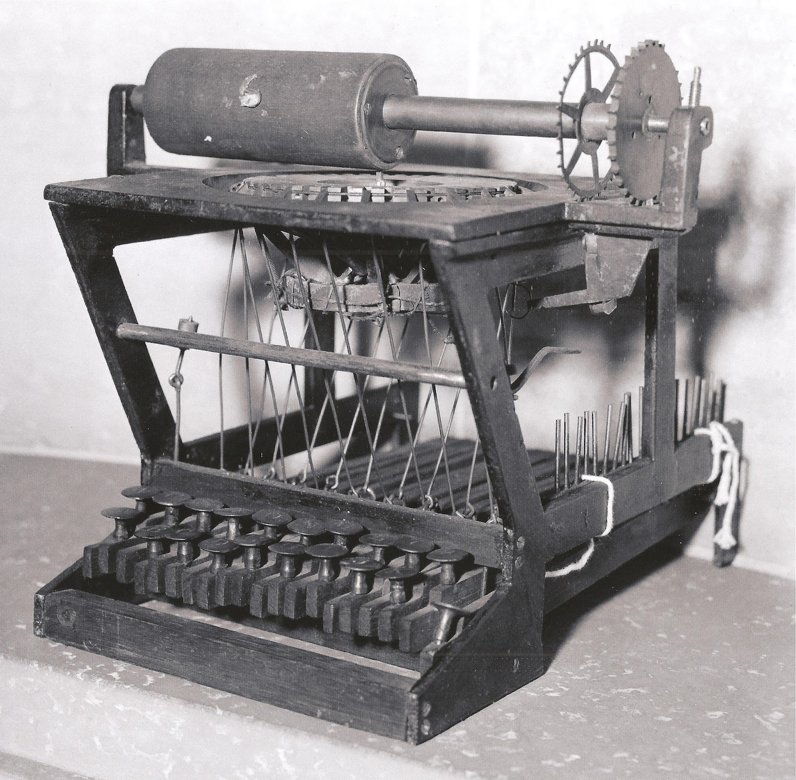 oz.Typewriter: Sholes & Glidden Experimental Typewriter of 1873