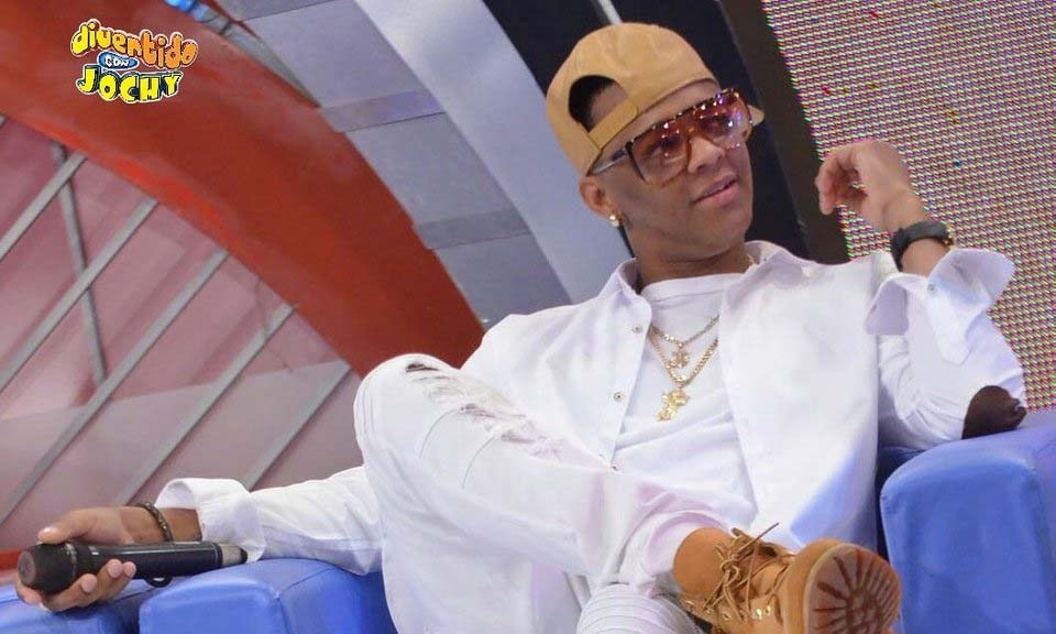 Picoteando el Espectaculo: Ya no es un Secreto que “El Famoso Biberón ...