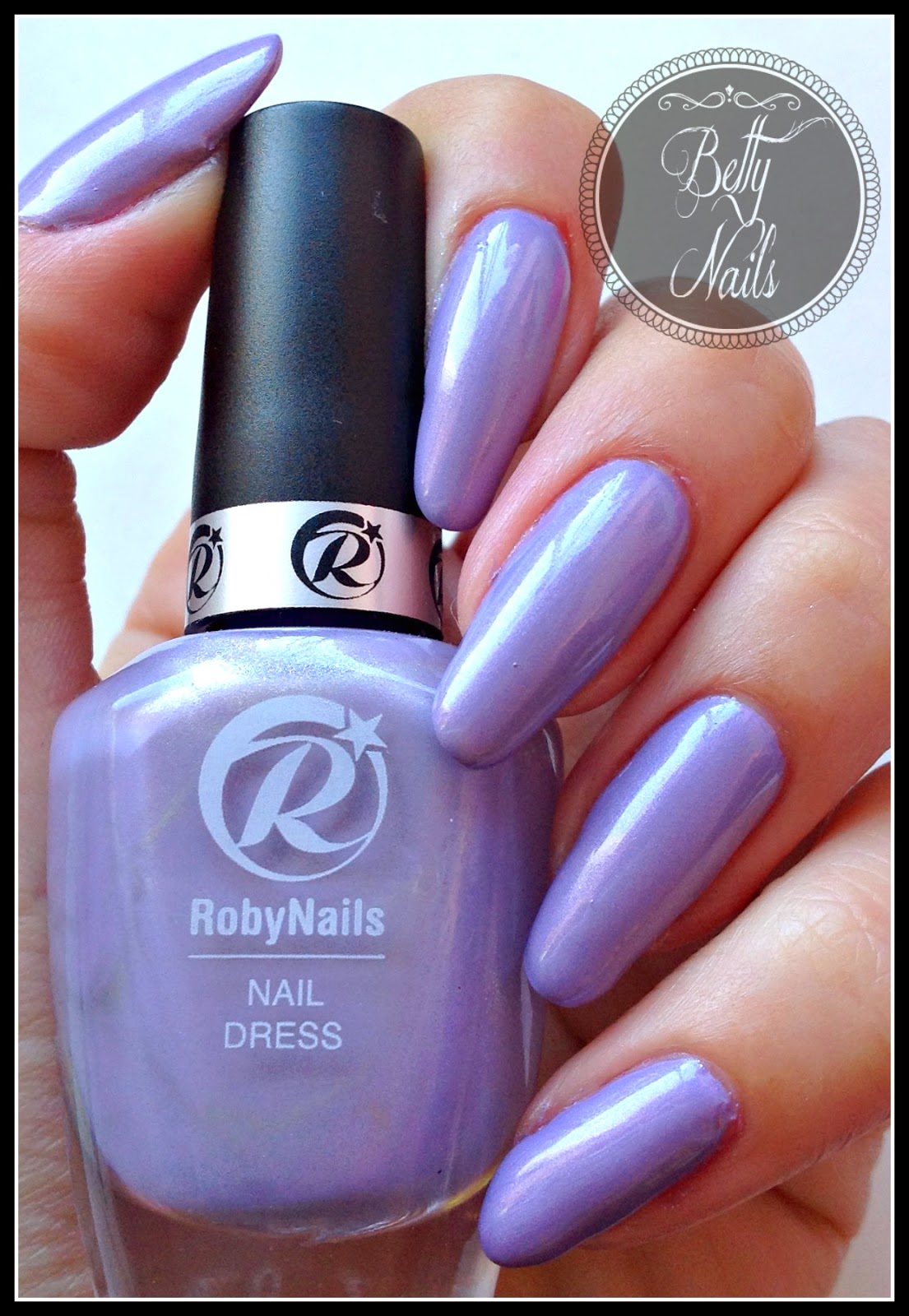 Betty Nails: Roby Nails - Nail Dress Nail Polishes